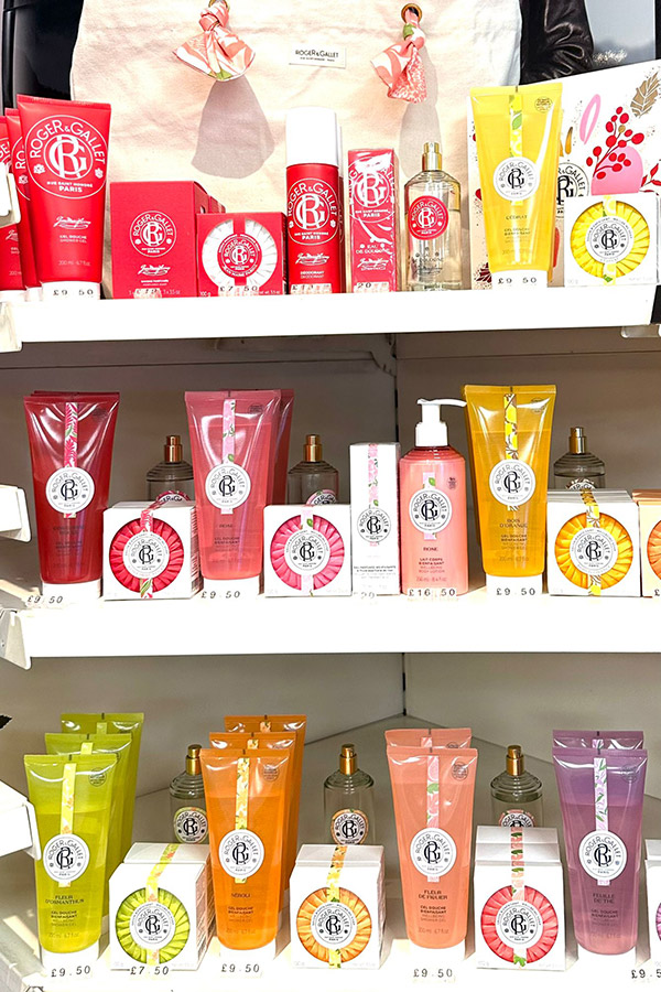 Award-Winning Hair & Beauty Salon in Wells – Frontlinestyle